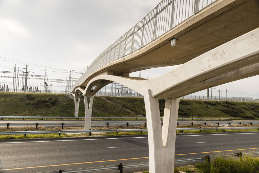 Improvements to Pacaltsdorp interchange and new pedestrian bridge, N2 ...