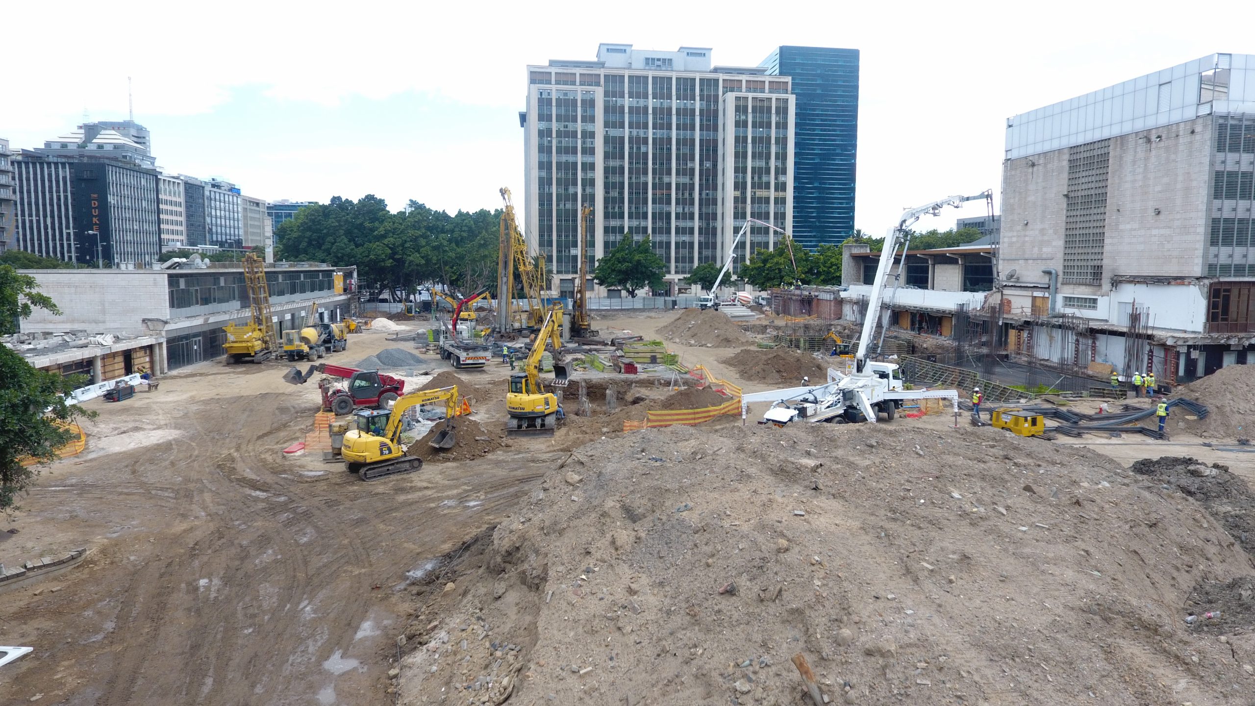 Civils enablement works for the Cape Town station development - Civils 2000